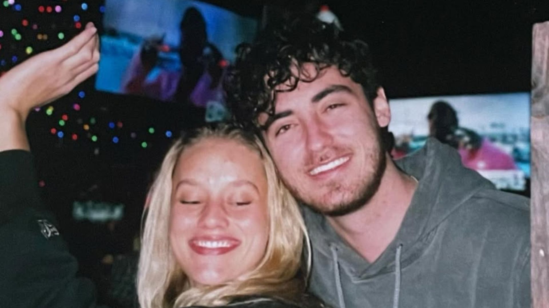 Cody Bellinger's Wife: Chase Carter - Model, Mom & More | 2024 - MVP ...